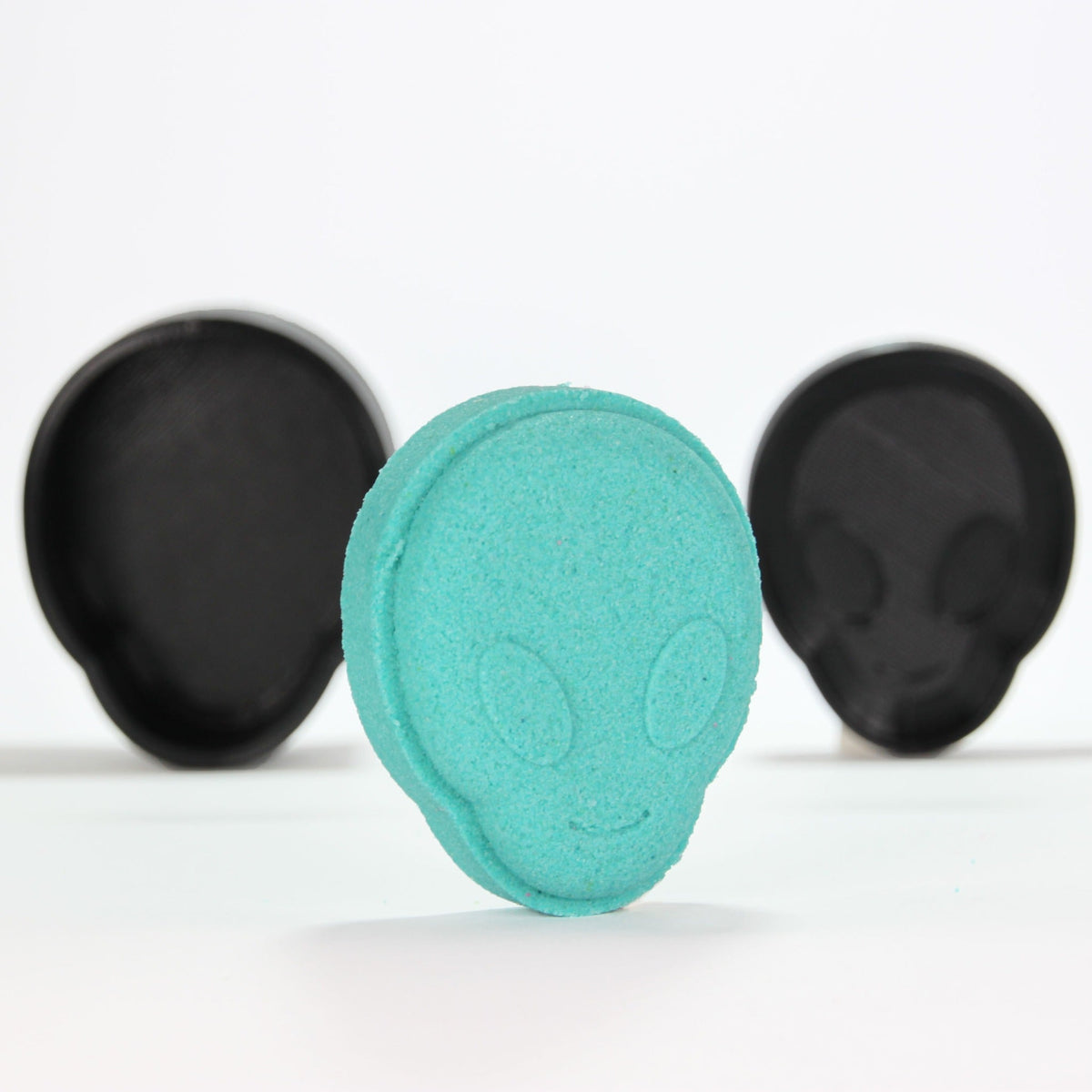 Alien Bath Bomb Mold for Space Lovers – The Bath Time